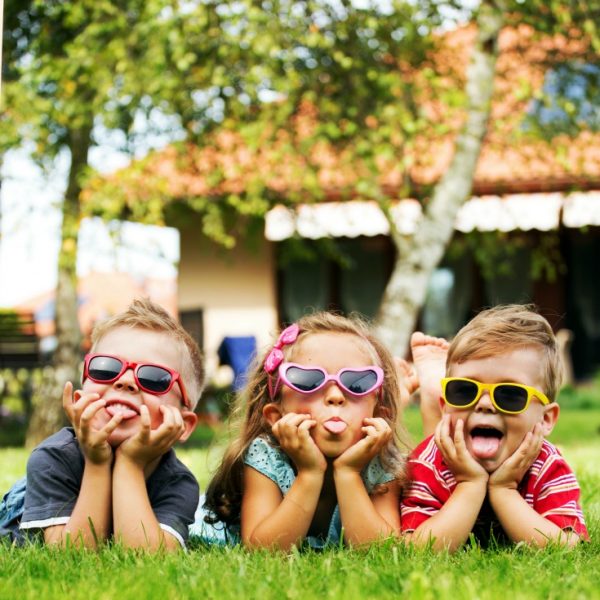 What Do Working Parents Do During Summer? - Working Mom Blog | Outside ...